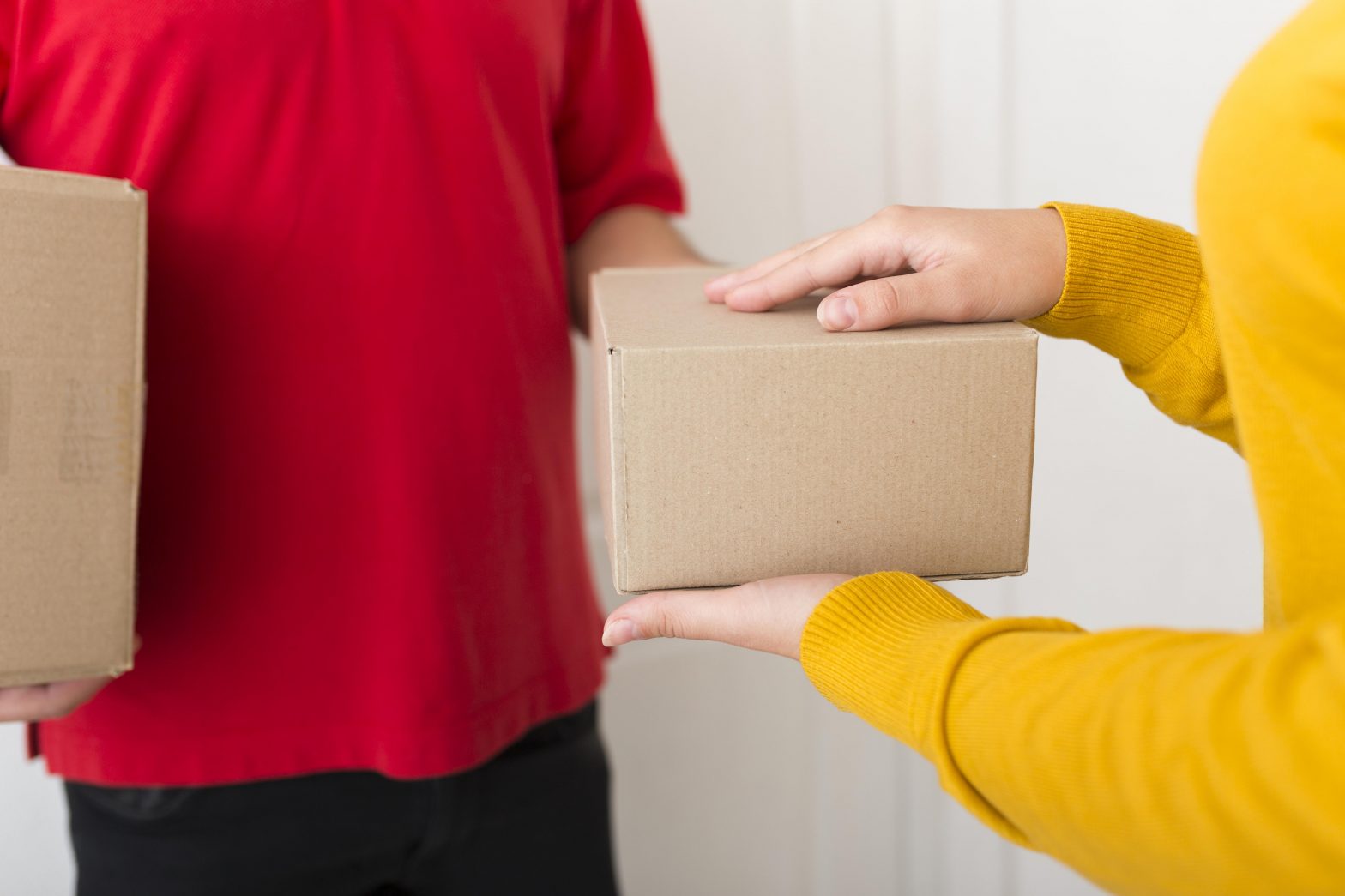 Shipping vs Delivery: What are the differences?